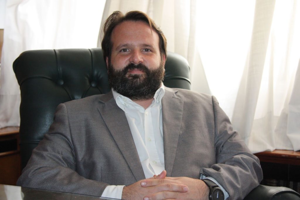 Adrián Albor: “Hay consenso en la sociedad de que el más deslegitimado ...
